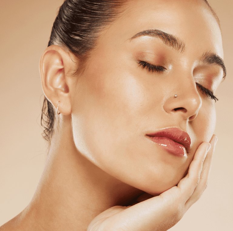 Perfect Jawline: Natural contours with minimally invasive procedures